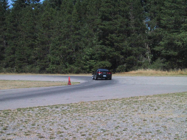 beginning to apply power - look at that body roll!